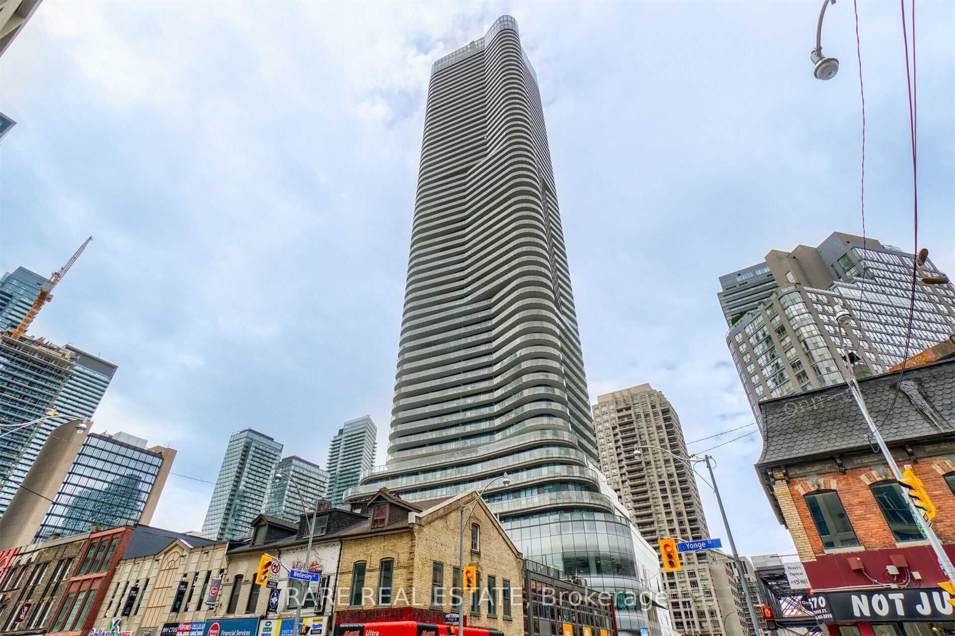 3805 - 11 Wellesley St W, Toronto, Ontario M4Y0G4 Listing History ...