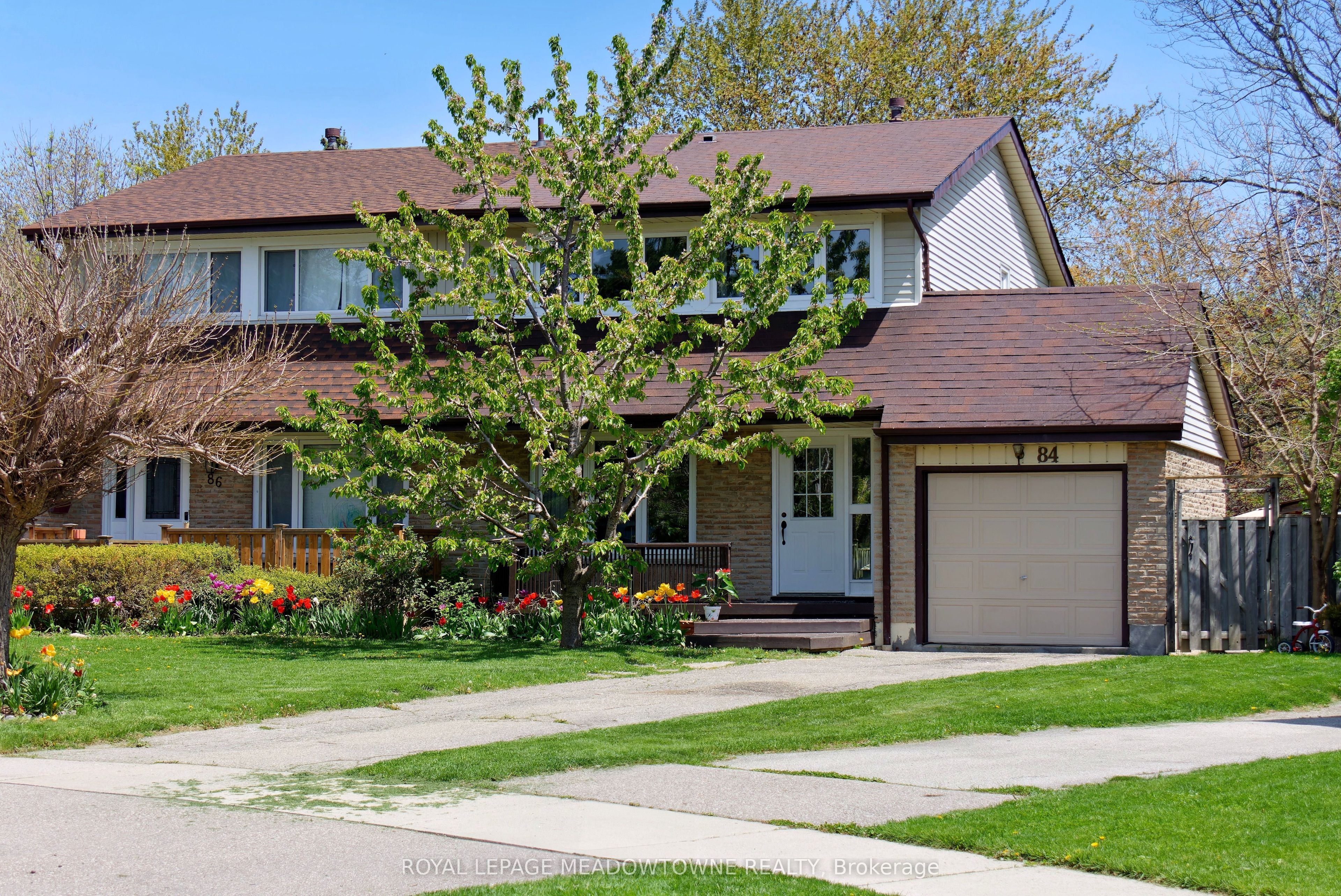 84 Bow River Cres, Mississauga, Ontario L5N1J2 Sold History | HouseSigma